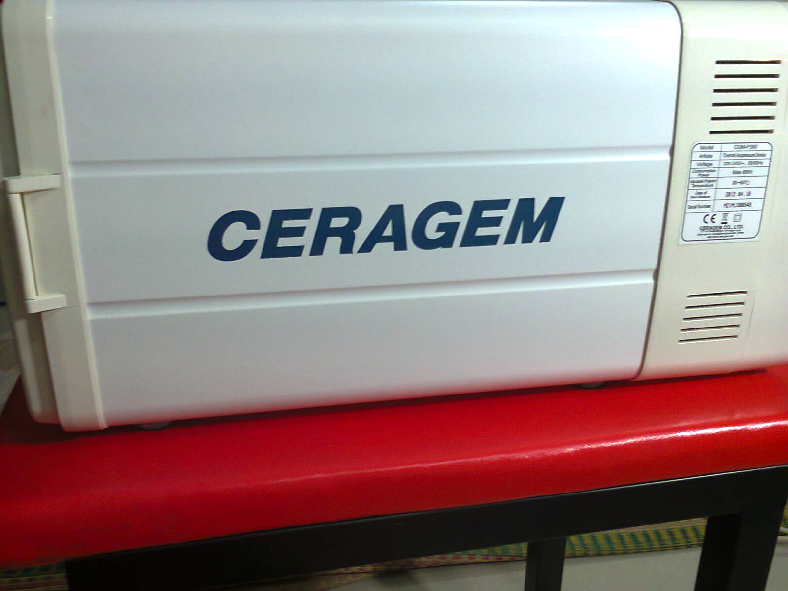 May Massage Ceragem Compact Cgm P-390 Tại Hồ Chí Minh