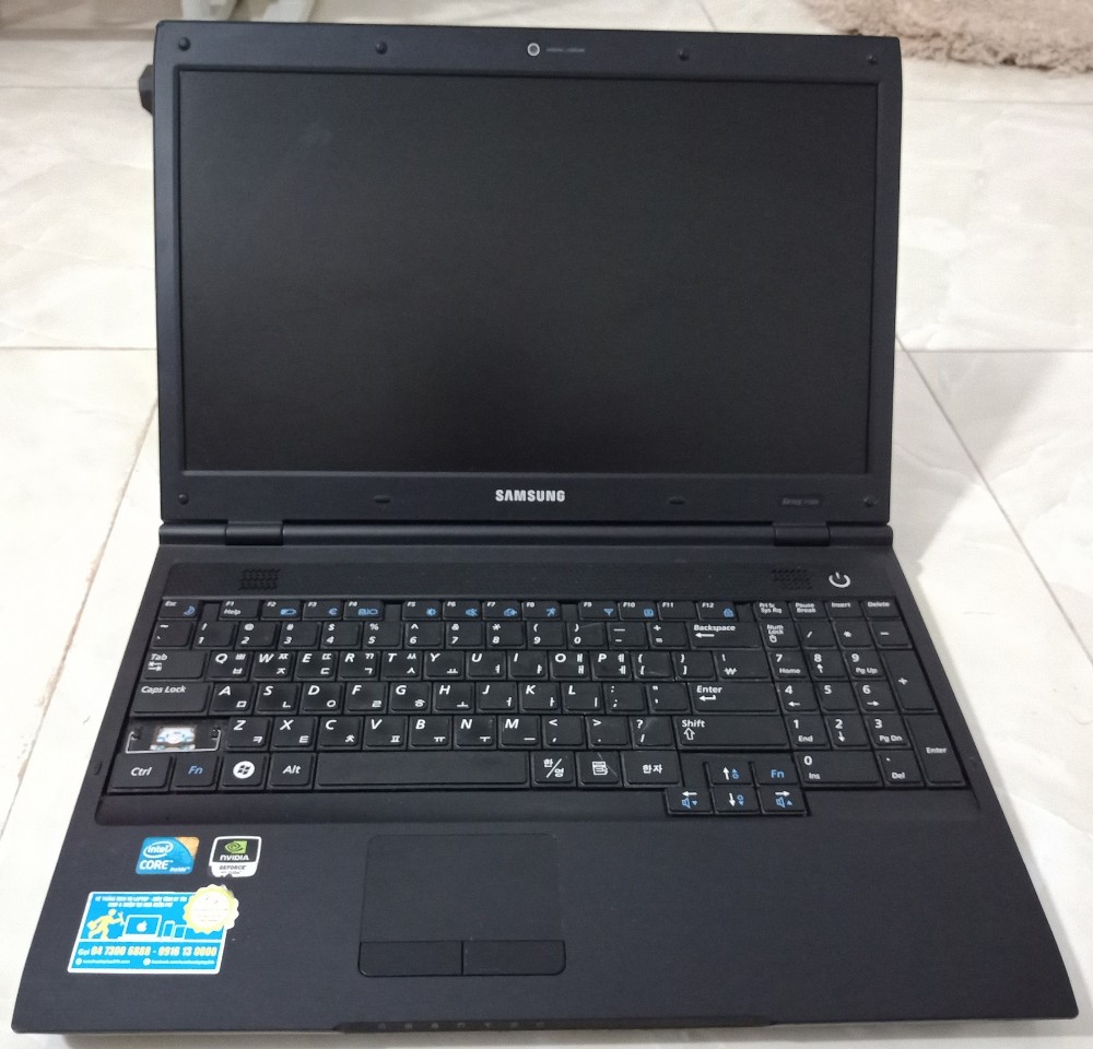 Laptop Core I5-520 2,4Ghz Samsung Sens P580